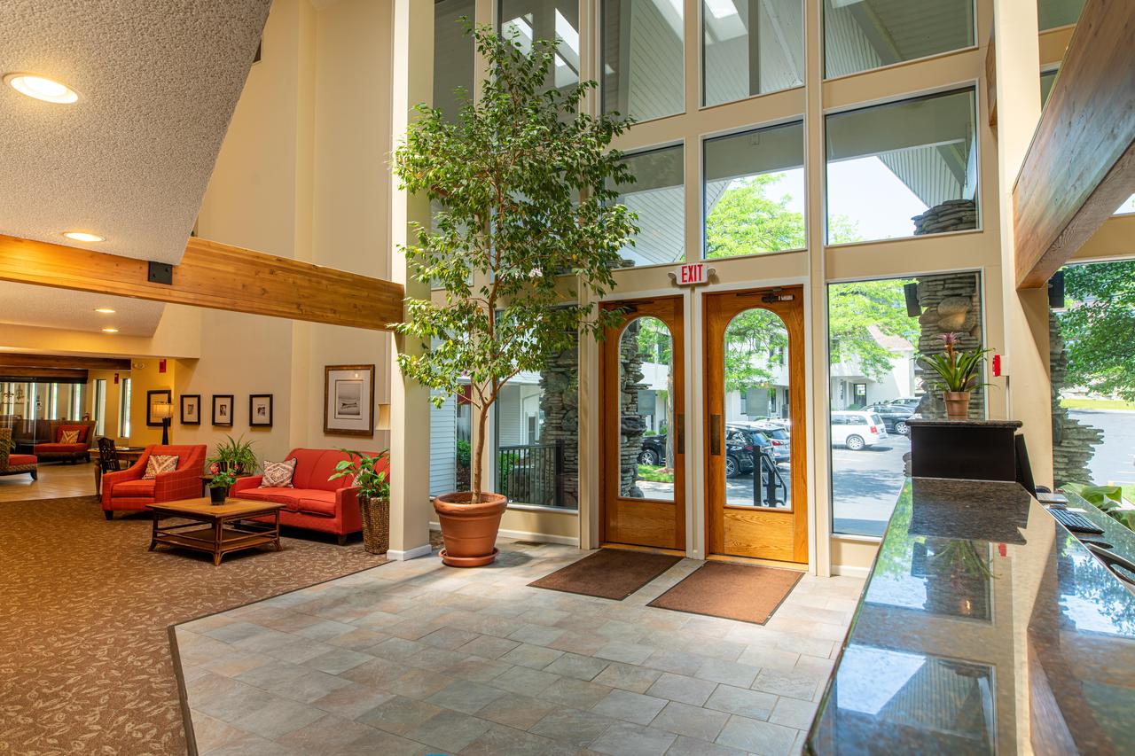 Edgewater Inn & Suites | Visit Charlevoix, Michigan | Charlevoix the ...