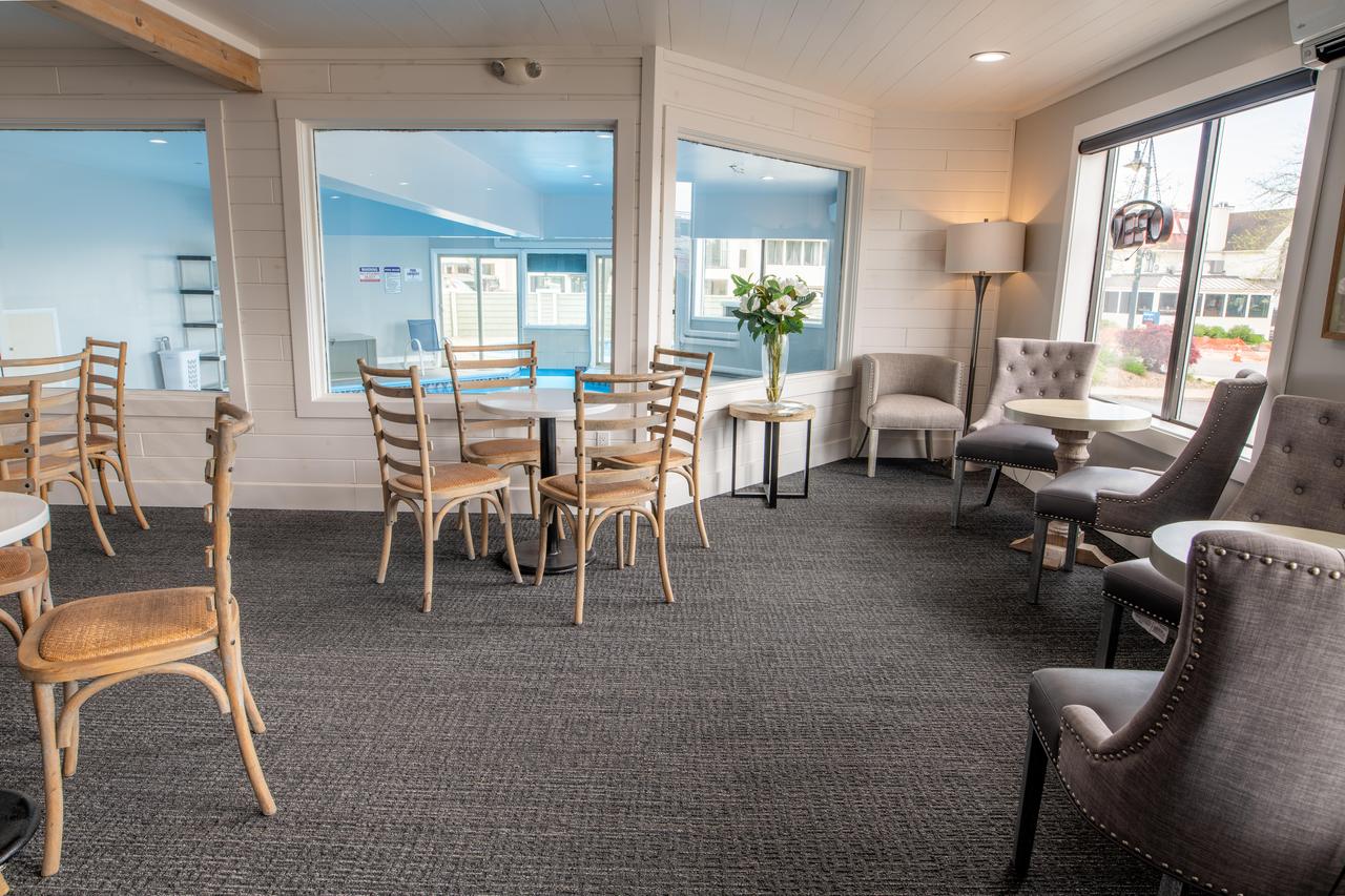 Pointes North Inn & Suites | Visit Charlevoix, Michigan | Charlevoix ...