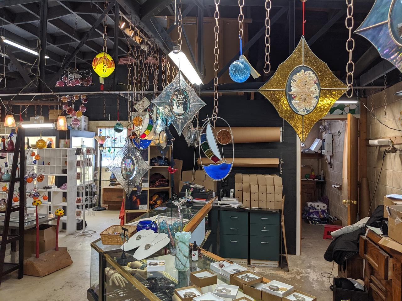 Jordan Valley Glassworks glass blowing