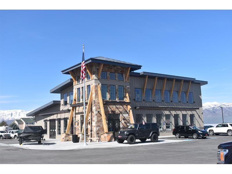 August Chamber Mixer