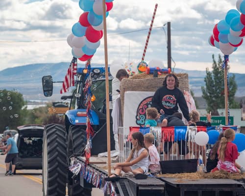 Welcome to Flaming Gorge Country!